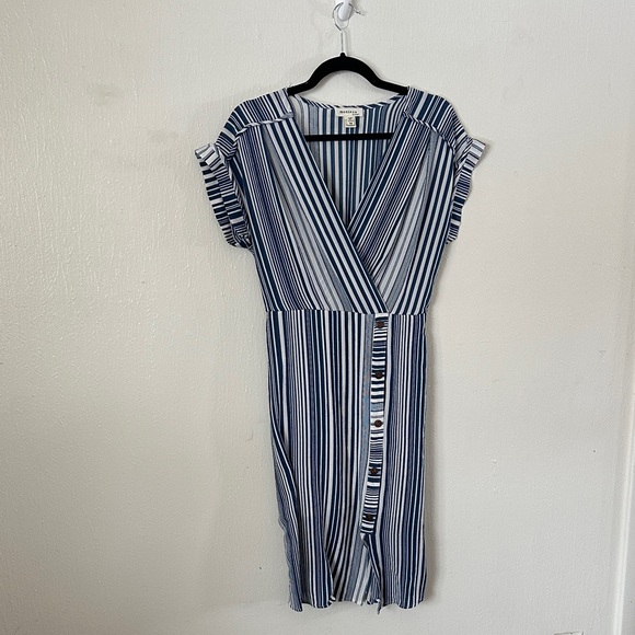 Monteau | Dresses | Monteau Blue And White Striped Midi Dress | Poshmark